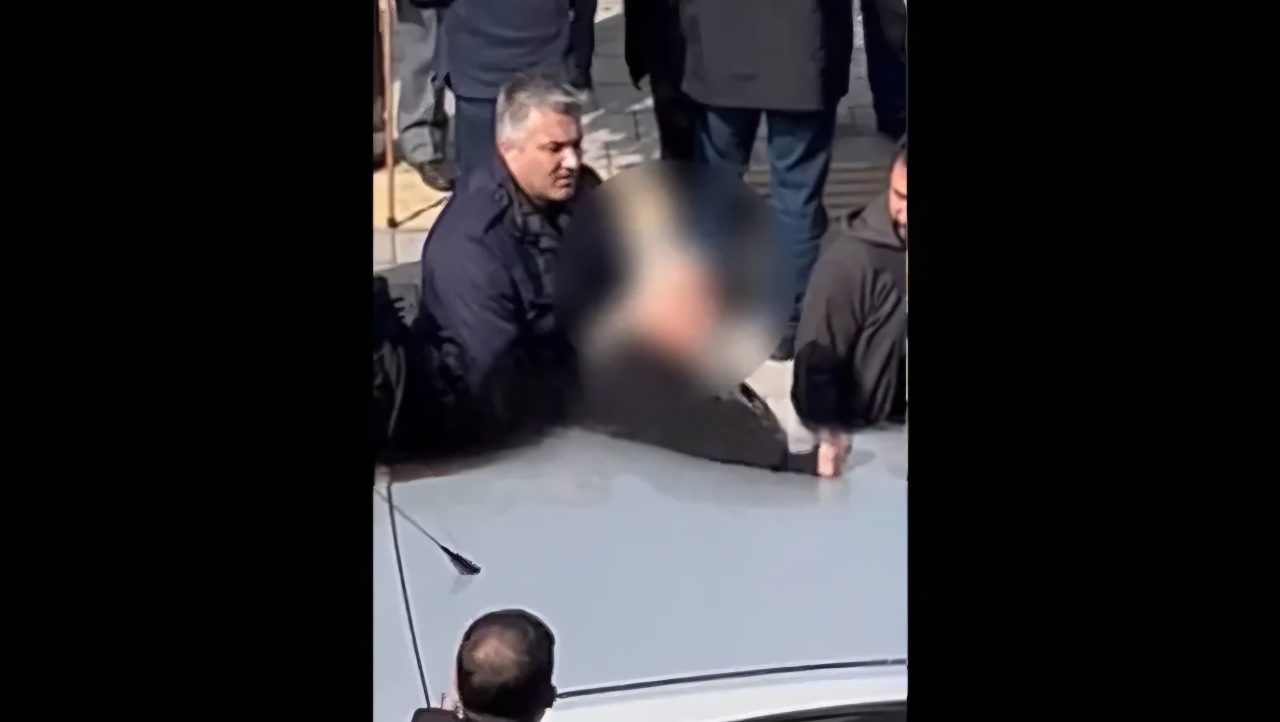 Λαμία: Ο Αρχιμανδρίτης σταθμευσε παρανομα και η Τροχαία του πήρε τις ...
